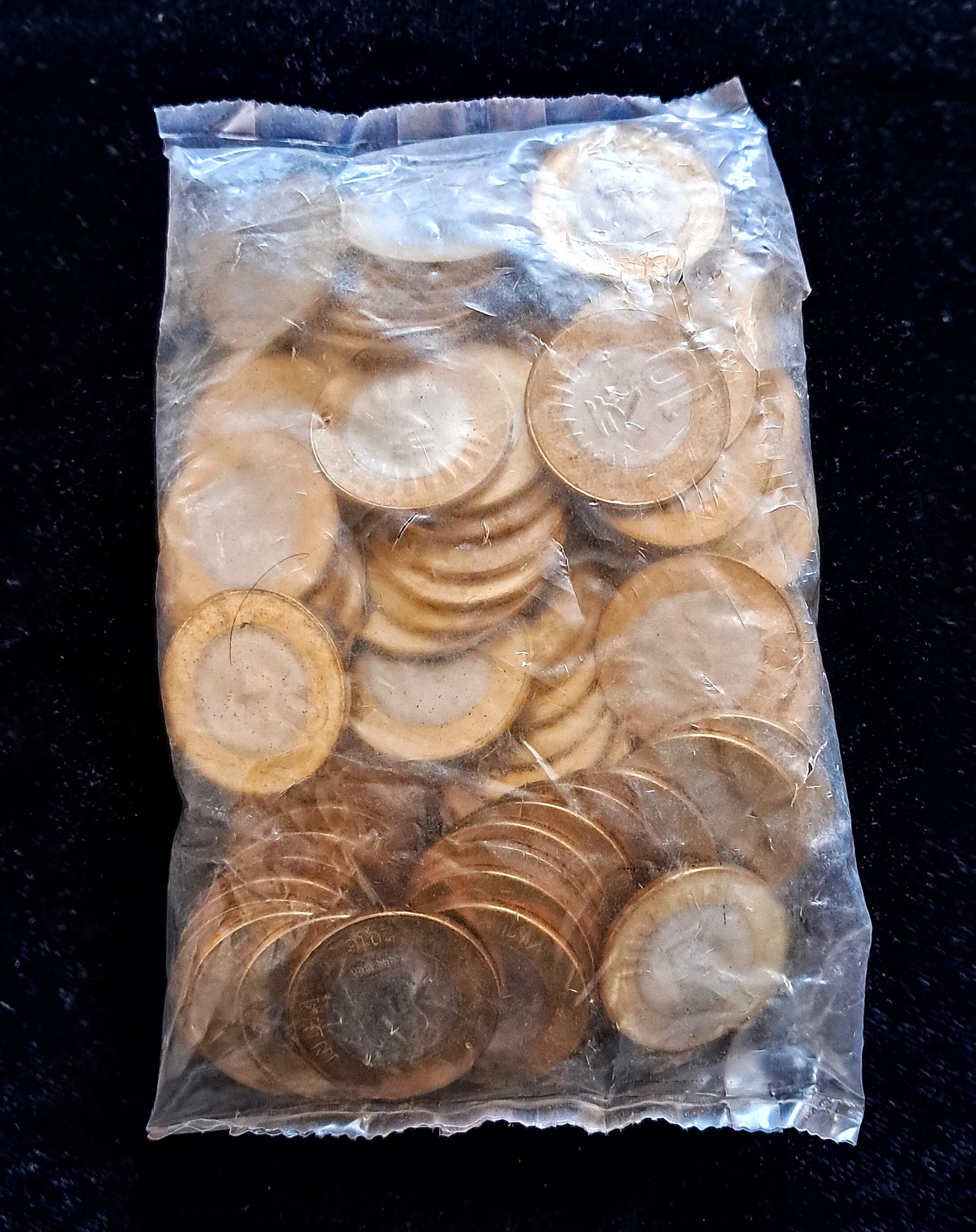 10₹ 2016 Noida Mint Sealed Packet of 100 coins (10 Rays Issue)